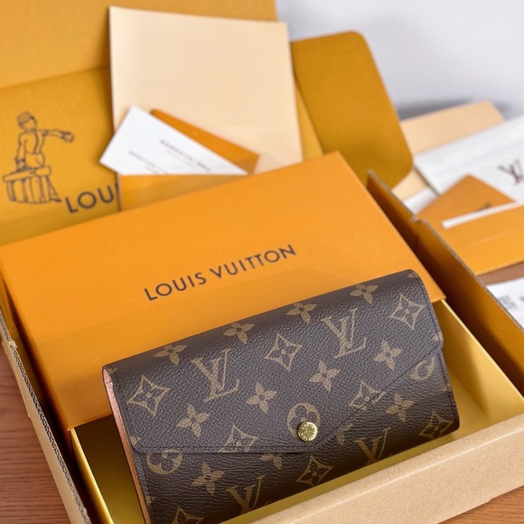 None | Bags | Louis Vuitton Monogram Sarah Wallet | Poshmark